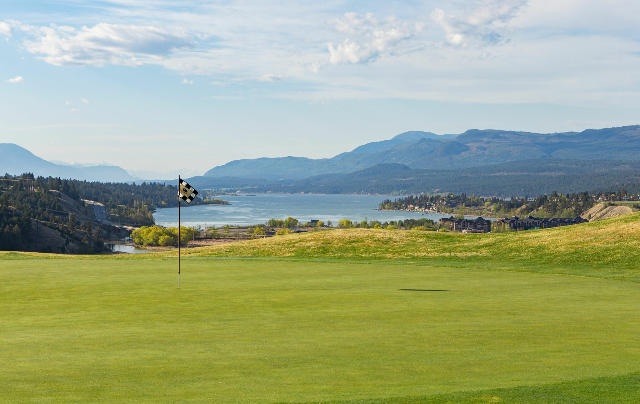 Luxury Accommodations at Headwaters Lodge - Eagle Ranch Resort